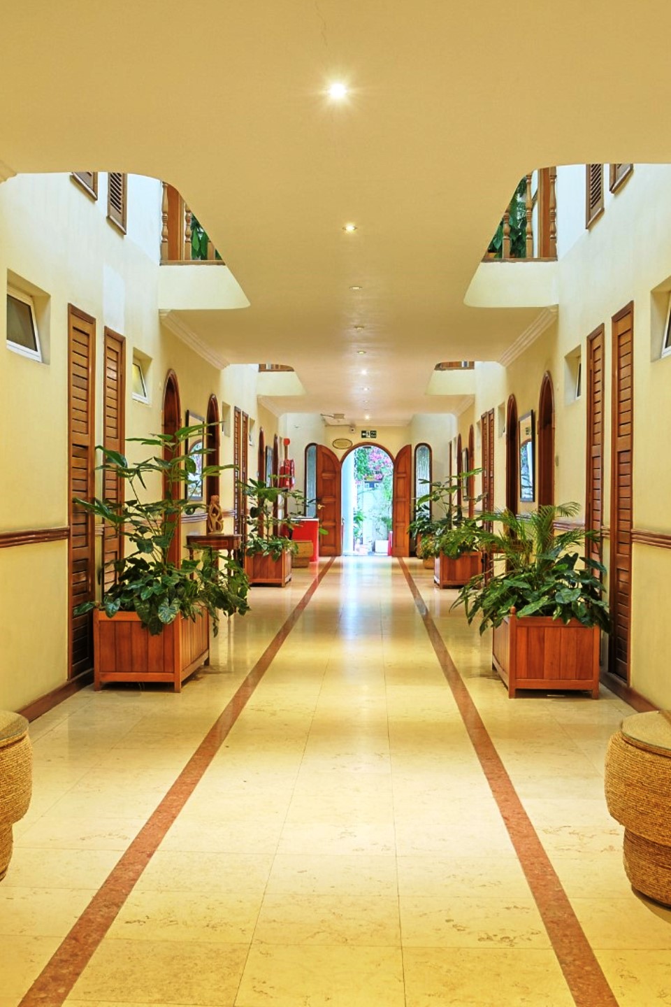 Gallery – Sovereign Hotel